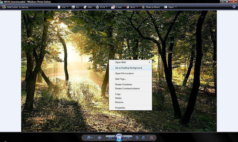 How to Change the Desktop Background in Windows
